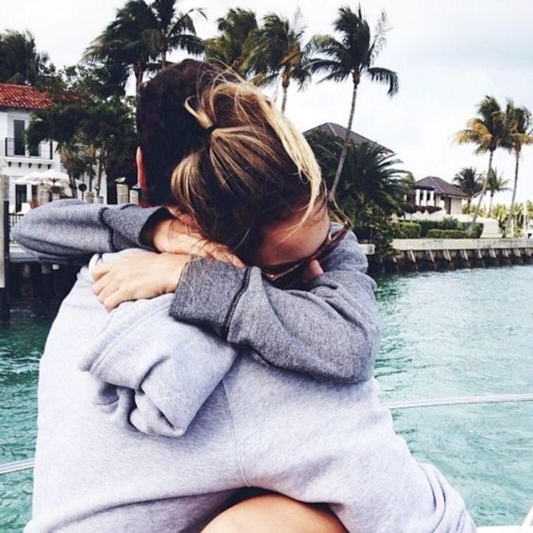 Whole Soul Hug | girlterestmag